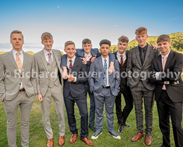 View and Order Images of Aylestone School Prom 2023