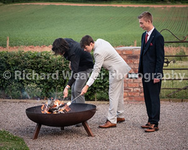 View and Order Images of Aylestone School Prom 2023