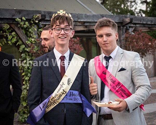 View and Order Images of Aylestone School Prom 2023